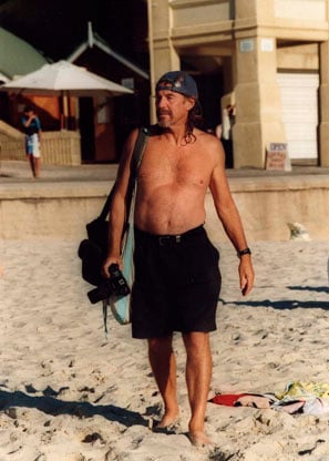 Biography | Rennie Ellis Photographic Archive